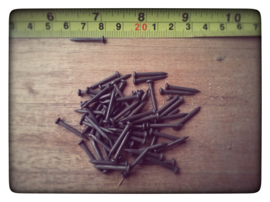 Hazlo Tú mismo » Blog Archive » Letras en madera con clavos y piola