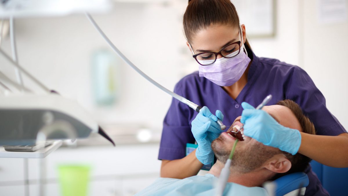 ¿Por qué visitar al dentista es tan importante? – Estilo de vida