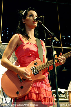 TINKERBELL » Blog Archive » *BIOGRAFIA DE KATY PERRY*